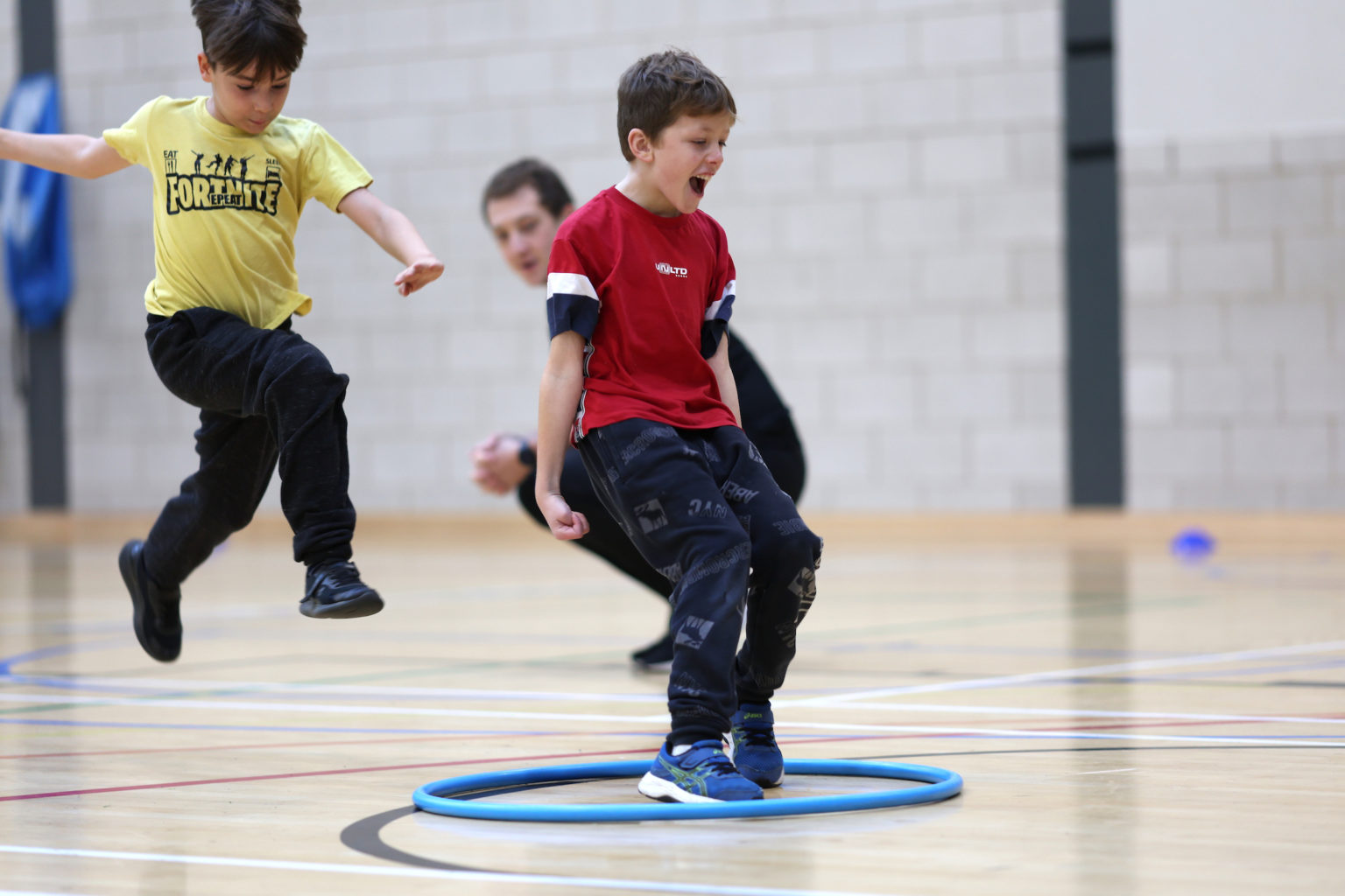 Over 10,000 school kids helped by BHAFC Foundation last year - Brighton ...