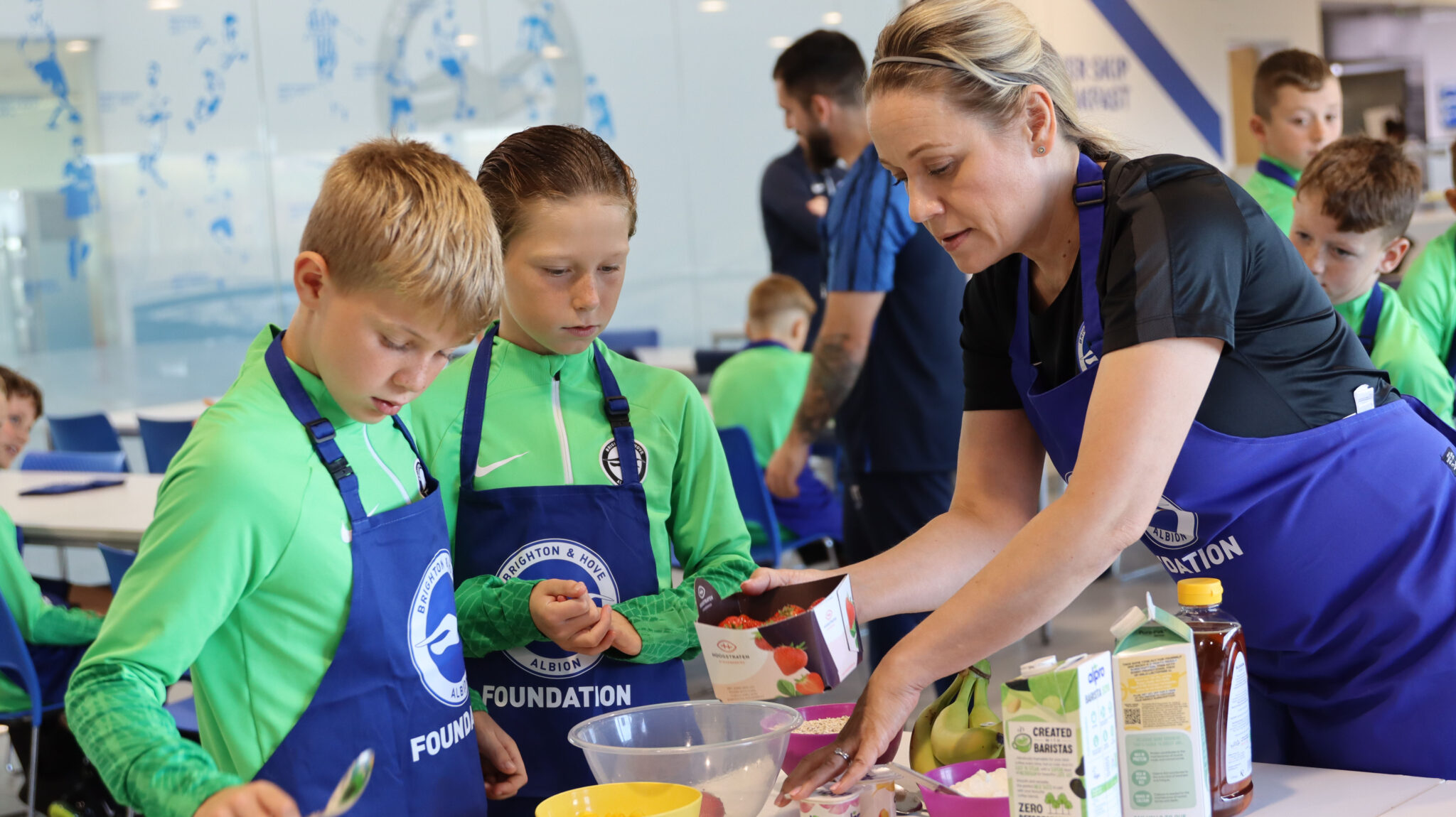 Healthy eating masterclass for Albion academy youngsters - Brighton ...